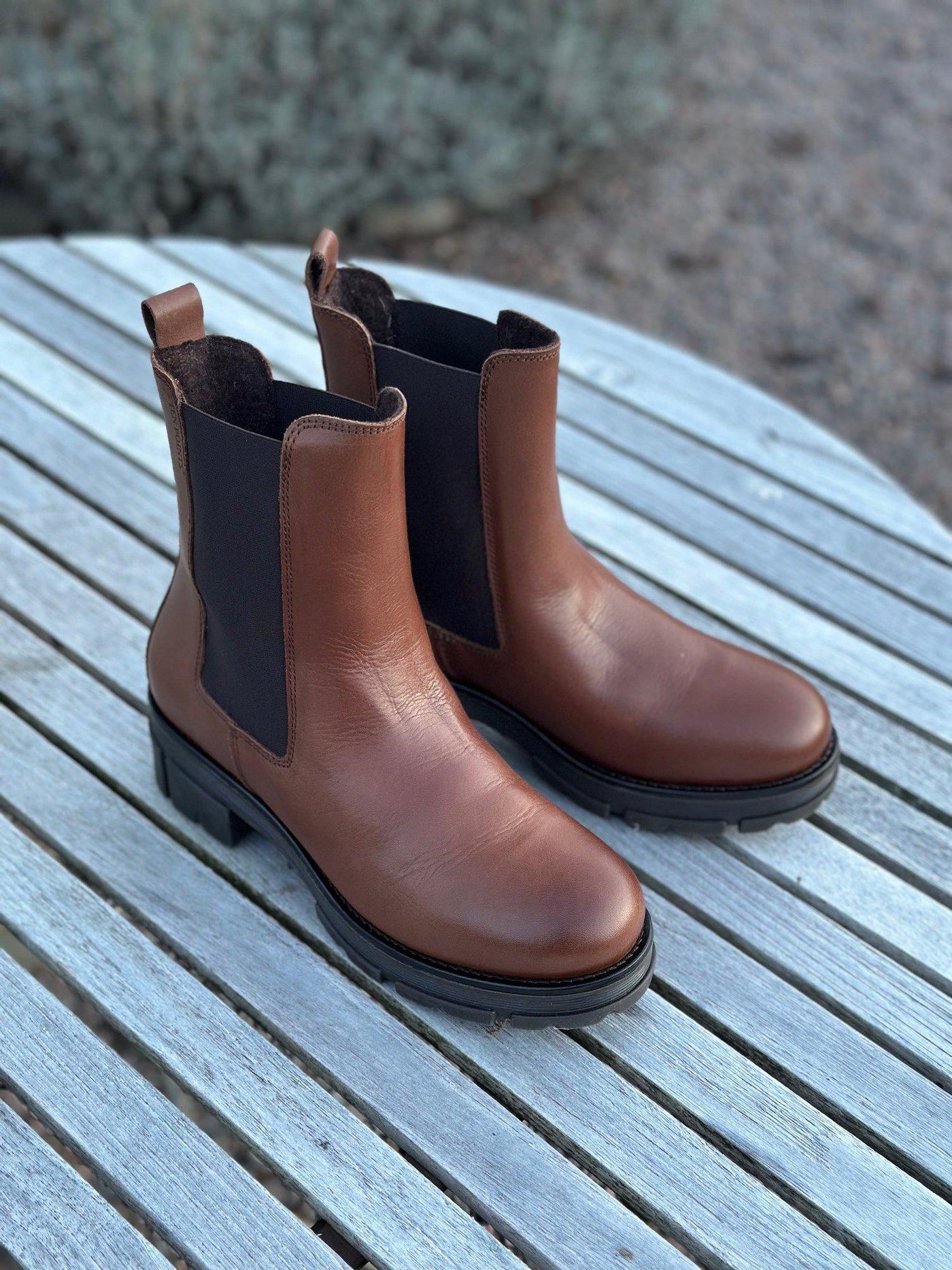 Shop Women’s Footwear online – Ten Points