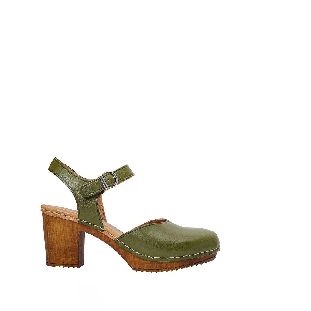 Amelia Clogs — Khaki – Ten Points